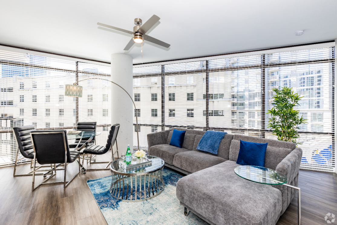 Apartments in Orlando, FL, for Rent | Radius Orlando | Home