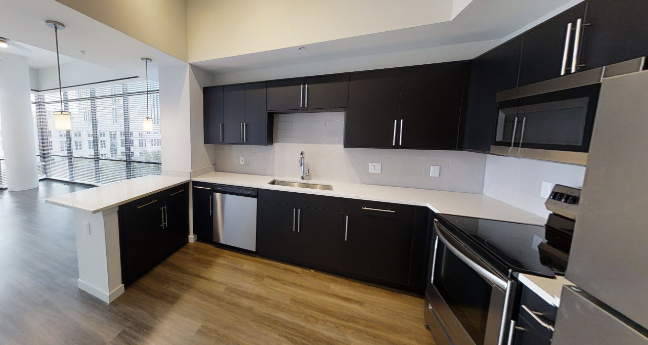 Luxury Downtown Orlando, FL Apartments | Radius | Home