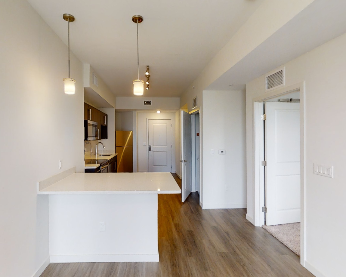 Luxury Downtown Orlando, FL Apartments | Radius | Home